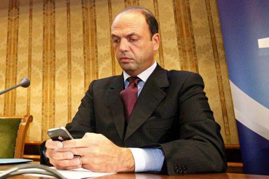 Monti/ Alfano: Suo atteggiamento preclude collaborazione con Pdl - La ...