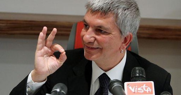 Ilva/ Vendola: Cacciamo i Riva, usiamo i loro soldi per bonifiche - La ...