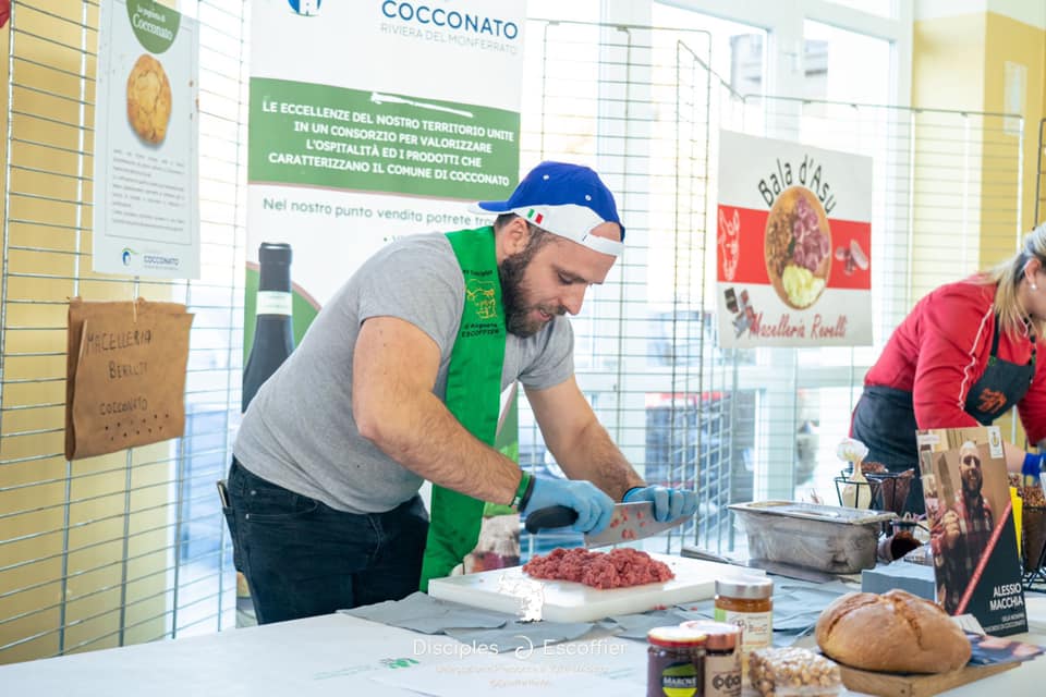 Cocconato: il Consorzio alla rassegna "Affilate i coltelli" - La Nuova Provincia